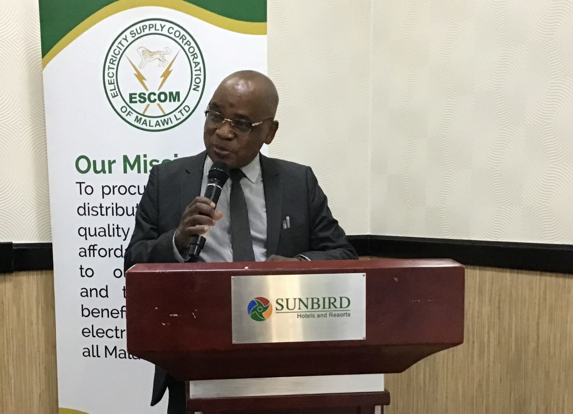 DISSATISFIED CUSTOMERS CONFRONT ESCOM - Malawi's Largest Online ...